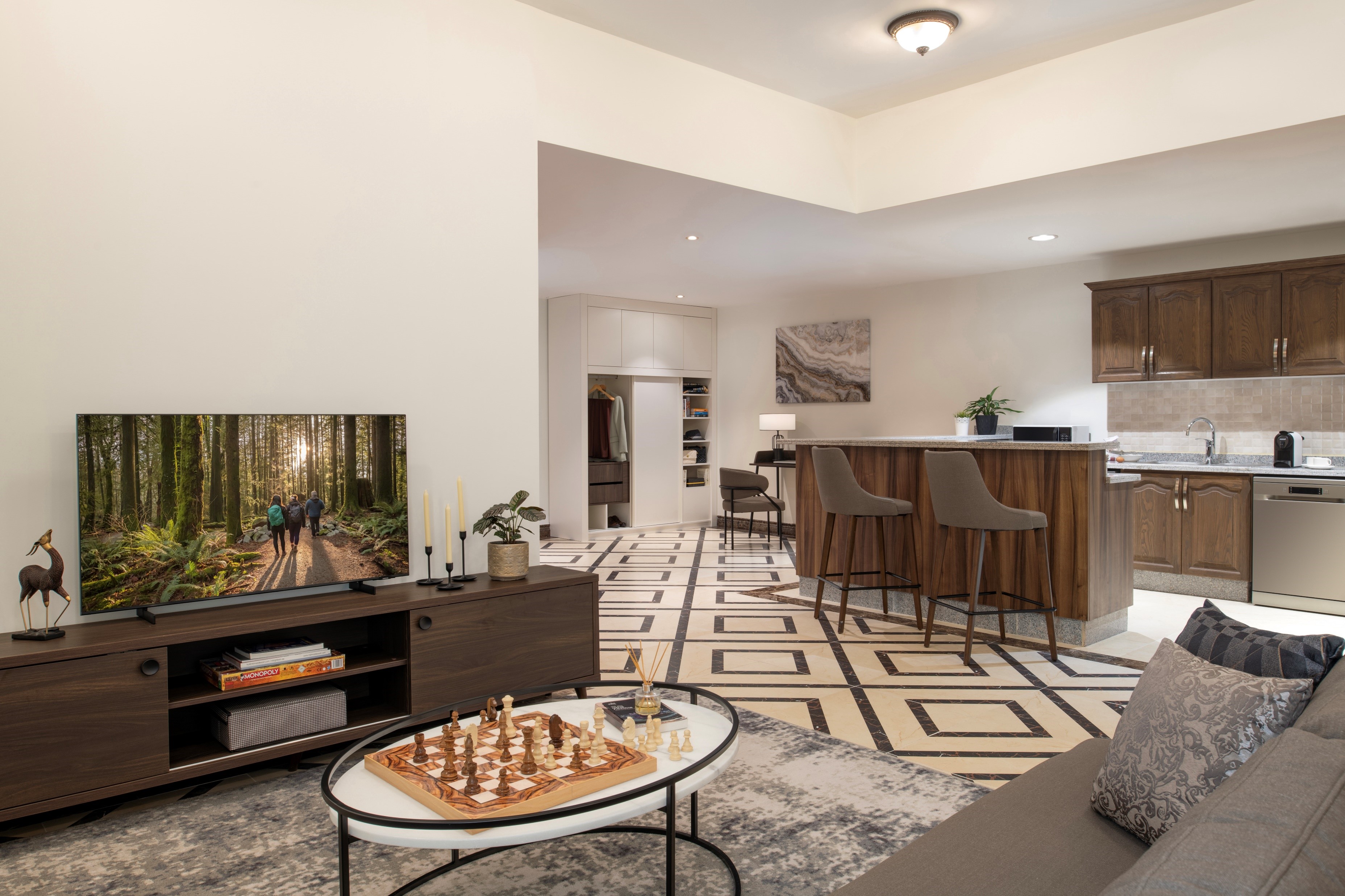 Franchise Opportunities | Discover ASR | English