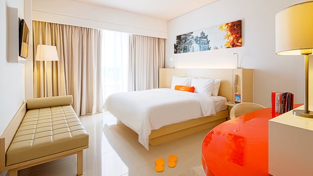 Download Brochure | HARRIS Hotel & Conventions Denpasar Bali | English