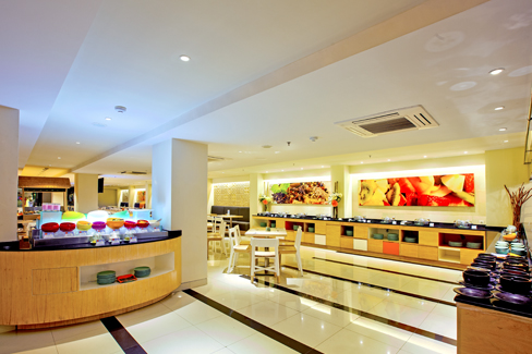 Bali Restaurants Seminyak | Dine at HARRIS Hotel Seminyak Bali