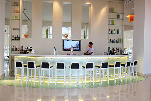 Restaurants Batam | Dine & Wine | HARRIS Hotel Batam Center Batam