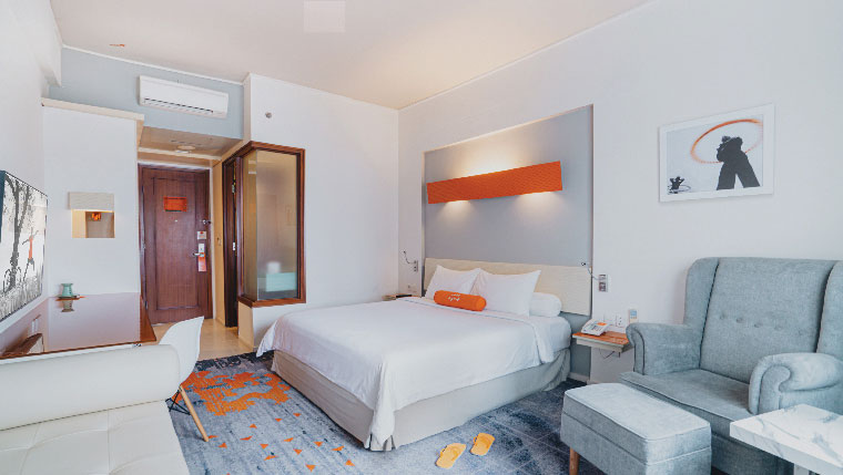 Download Brochure | HARRIS Hotel Batam Center Batam | English