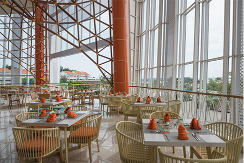 Beach Club in Batam | Dine & Wine | HARRIS Resort Barelang Batam