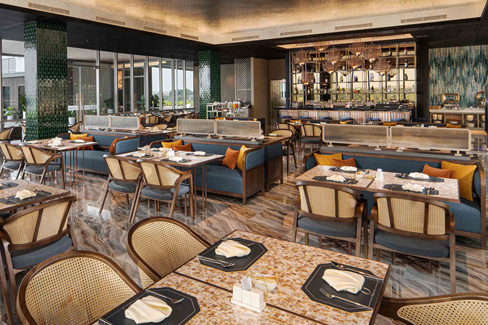 Restaurants in Batam | Sky Dining | Oakwood Hotel & Apartments Batam