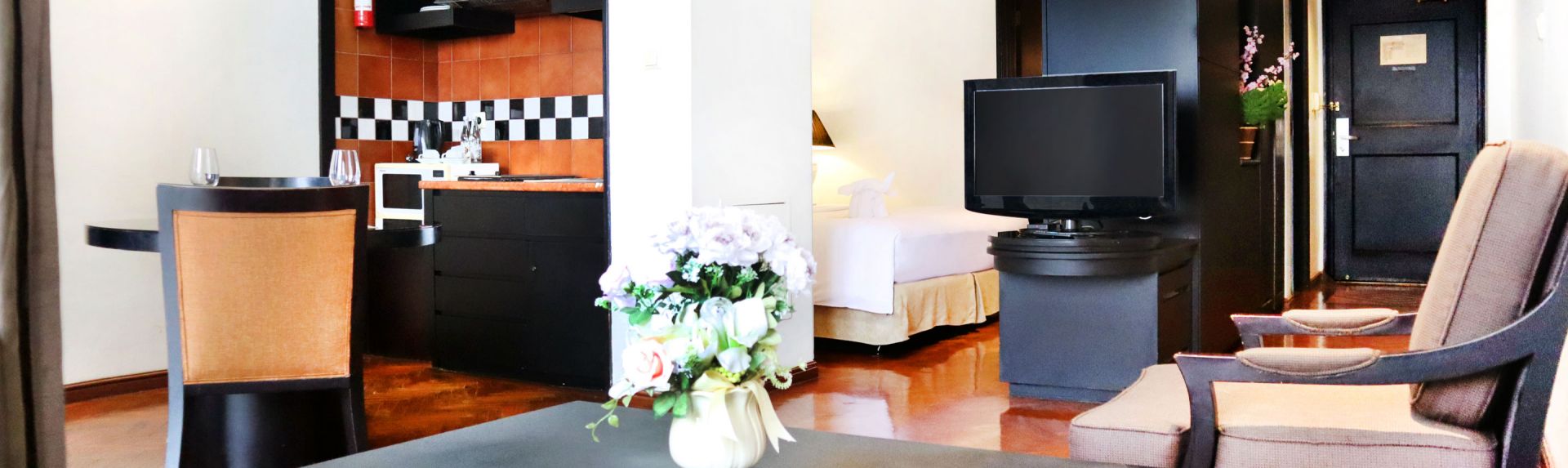 Studio Classic | Oakwood Suites Kuningan Jakarta | Bahasa Indonesia