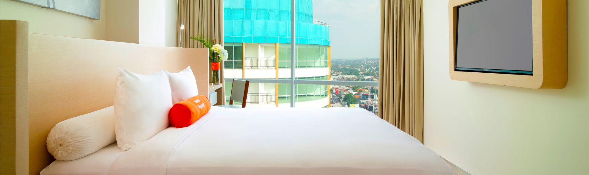 Family Hotel Semarang | Suites, HARRIS Hotel Sentraland Semarang