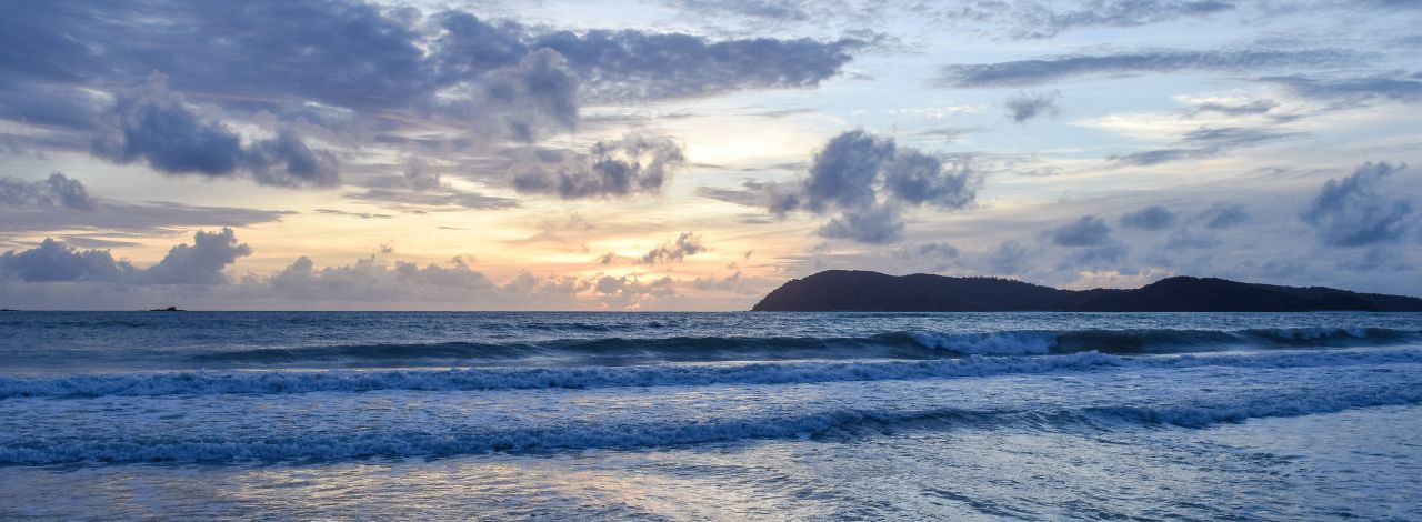 5 Pantai di Barelang yang Keindahannya Tidak Boleh Anda Lewatkan
