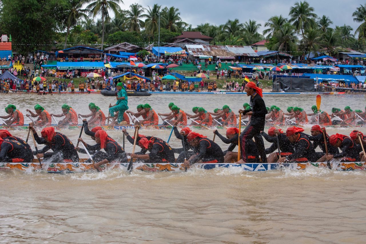 The Origins of the Rowing Competition Tradition at the Pacu Jalur ...